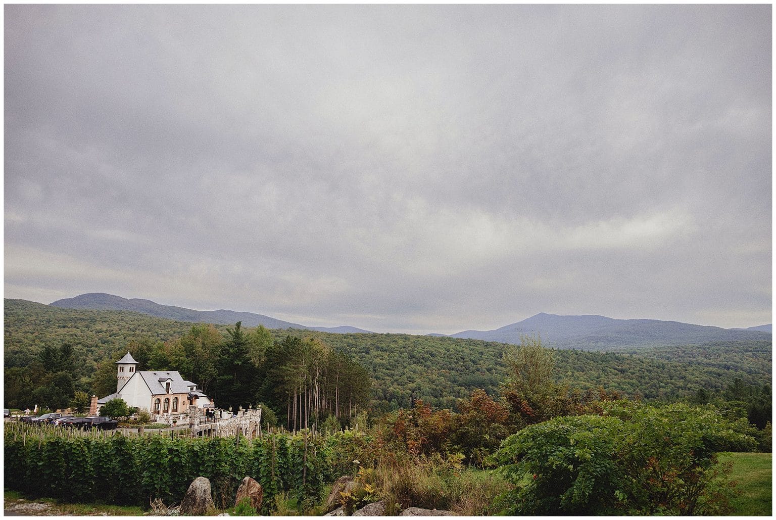 A Beautiful Château Ste-Agnès Wedding - Montreal Wedding Blog